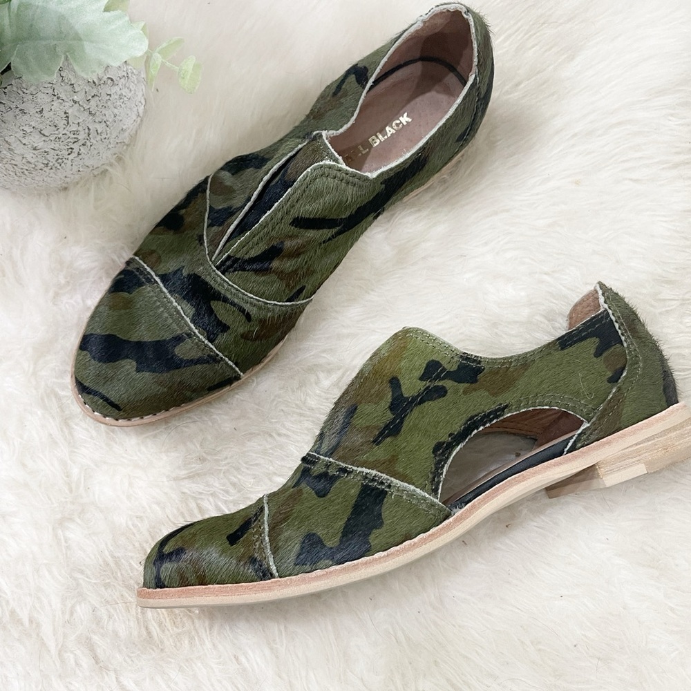 [Anthropologie] All Black Green Camo Calf Hair Leathe… - Gem